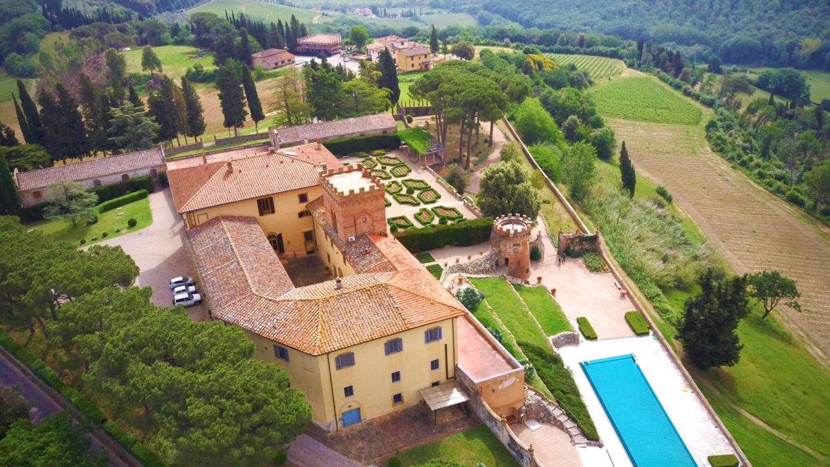 FANTASTIC HISTORIC VILLA IN SAN GIMIGNANO | Italy Luxury Homes ...