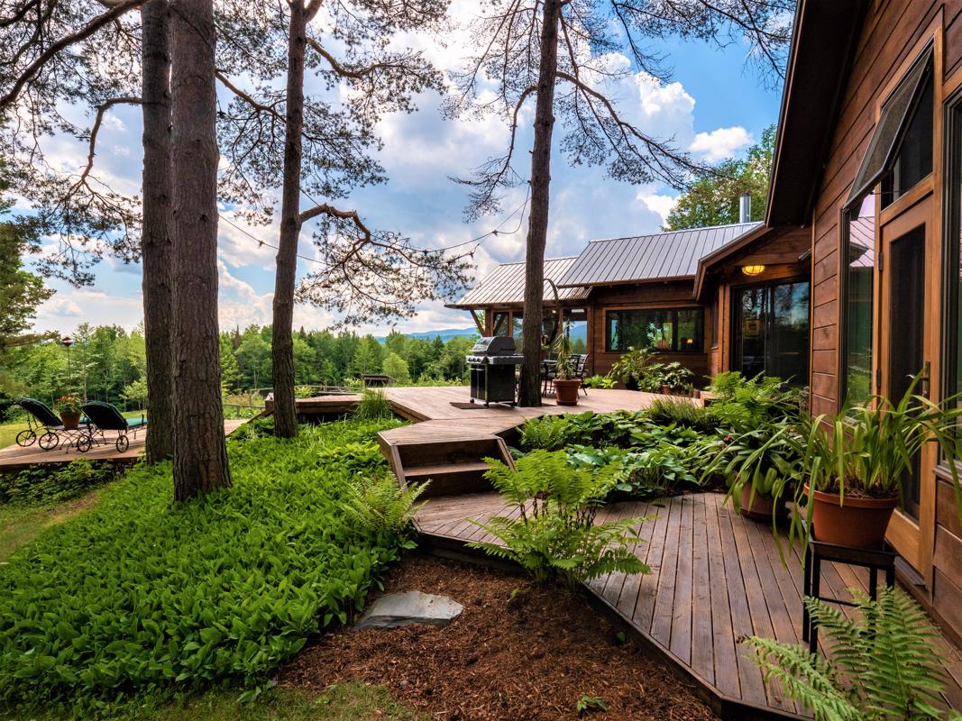 RAVEN BEACH | Vermont Luxury Homes | Mansions For Sale | Luxury Portfolio